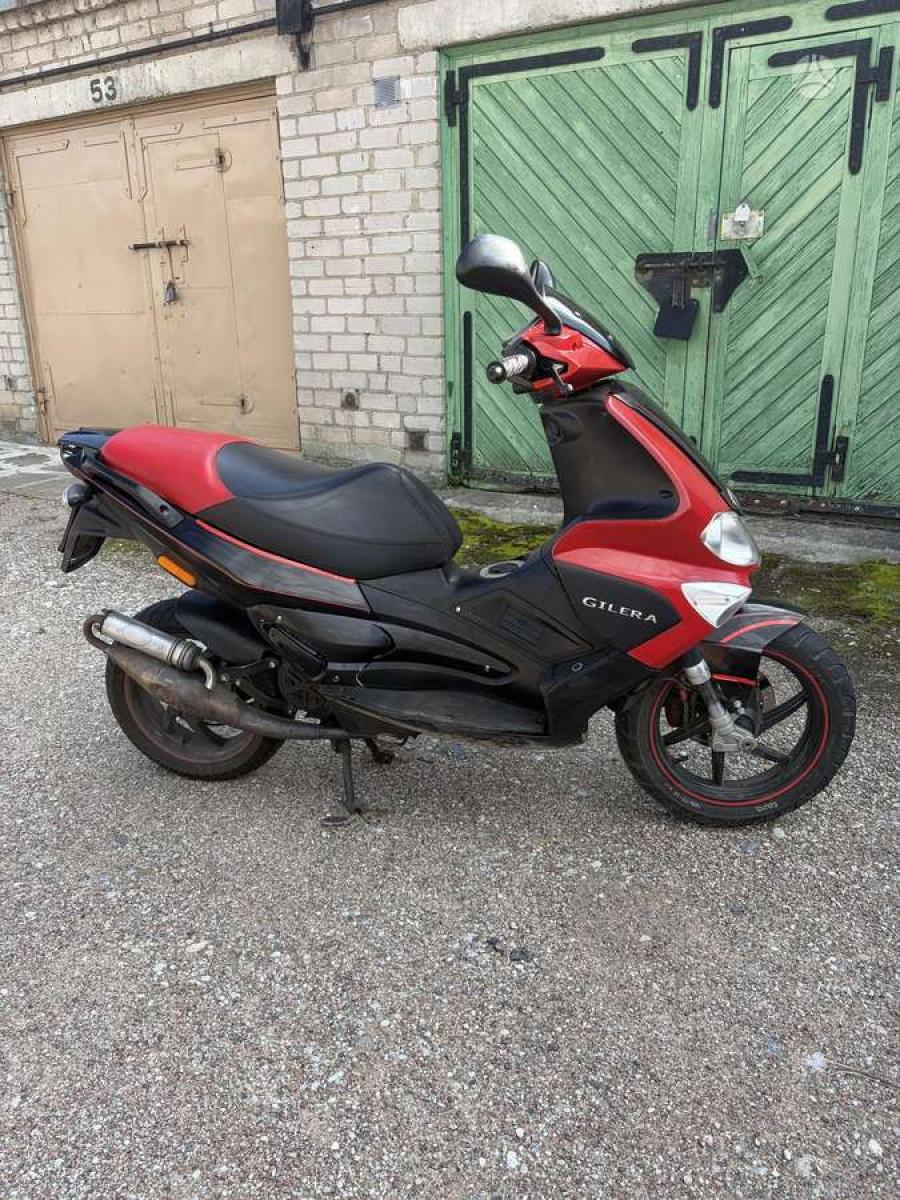 Gilera Runner 2006 in Kretinga, with an engine capacity of 70.00 L and mileage of 4 thousand km for 900 €, photo 3 on AUTOMOTO.COM.LV