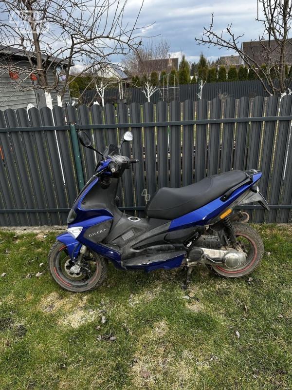 Gilera Runner 2007 in Kaunas, with an engine capacity of 0.05 L and mileage of 0 thousand km for 950 €, photo 4 on AUTOMOTO.COM.LV