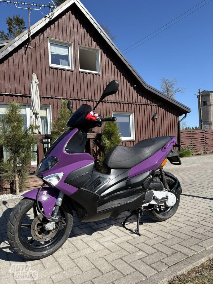 Gilera Runner 2007 in Plunge, with an engine capacity of 0.05 L and mileage of 0 thousand km for 1250 €, photo 4 on AUTOMOTO.COM.LV