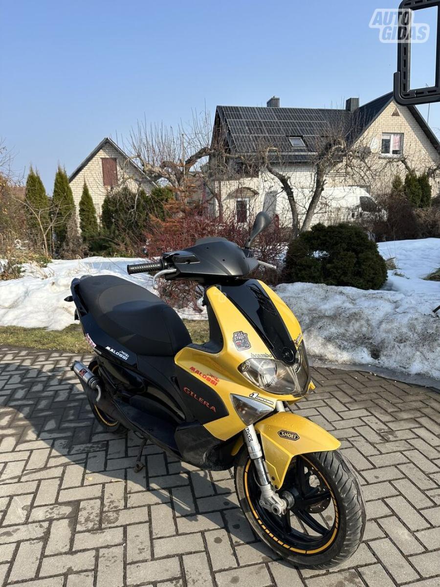 Gilera Runner 2008 Anykščiai, ar dzinēja tilpumu 0.00 L un nobraukumu 0 tūkst. km par 650 €, foto 1 vietnē AUTOMOTO.COM.LV