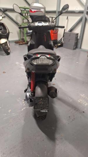 Gilera Runner 2009 в Каунас, объемом двигателя 49.00 л и пробегом 3 тыс. км за 1000 €, фото 2 на AUTOMOTO.COM.LV