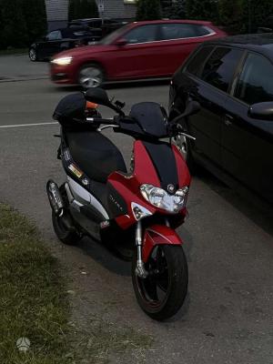 Gilera Runner 2009 Kauņa, ar dzinēja tilpumu 50.00 L un nobraukumu 22 tūkst. km par 1499 €, foto  vietnē AUTOMOTO.COM.LV