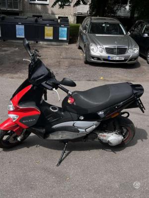 Gilera Runner 2009 Kauņa, ar dzinēja tilpumu 50.00 L un nobraukumu 22 tūkst. km par 1499 €, foto 13 vietnē AUTOMOTO.COM.LV