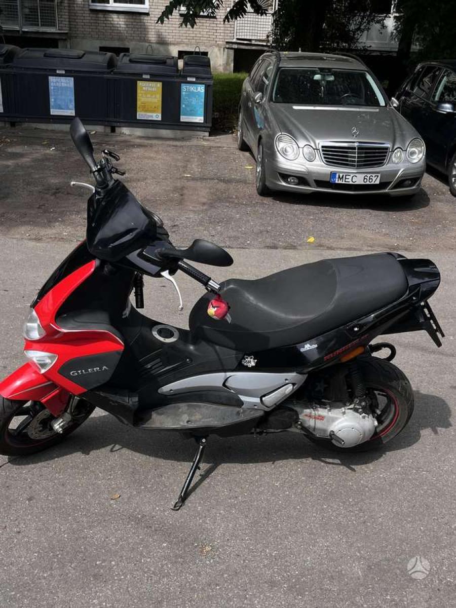 Gilera Runner 2009 Kauņa, ar dzinēja tilpumu 50.00 L un nobraukumu 22 tūkst. km par 1499 €, foto 13 vietnē AUTOMOTO.COM.LV