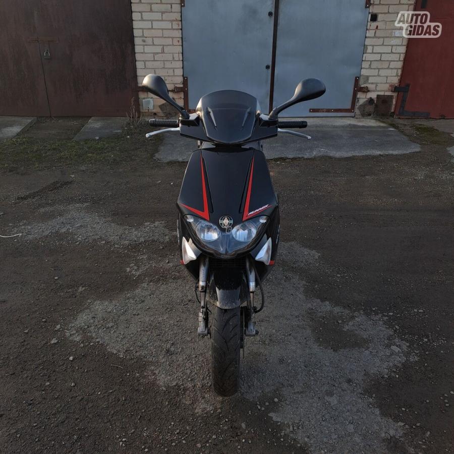 Gilera Runner 2011 Vilkaviškis, ar dzinēja tilpumu 0.00 L un nobraukumu 0 tūkst. km par 1000 €, foto 1 vietnē AUTOMOTO.COM.LV