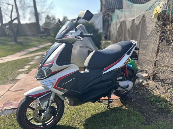 Gilera Runner 2013 Druskininkai, ar dzinēja tilpumu 0.00 L un nobraukumu 17 tūkst. km par 1000 €, foto 3 vietnē AUTOMOTO.COM.LV
