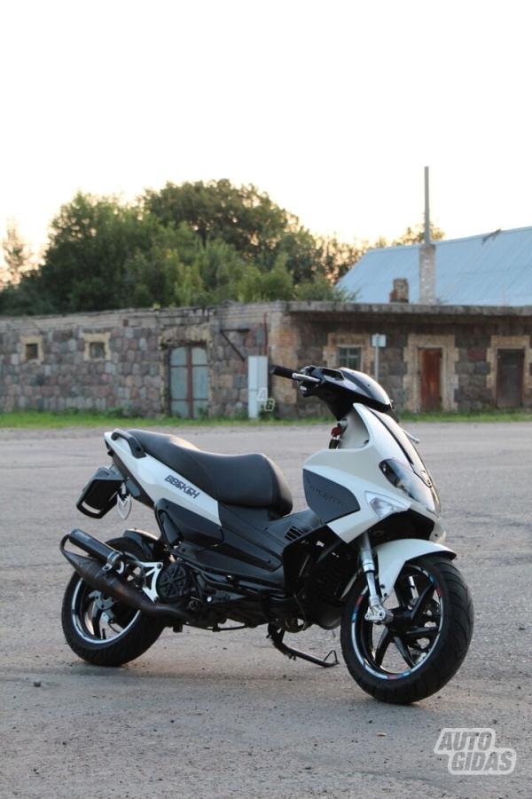 Gilera Runner 2013 в Вильнюс, объемом двигателя 0.05 л и пробегом 14 тыс. км за 1400 €, фото 7 на AUTOMOTO.COM.LV