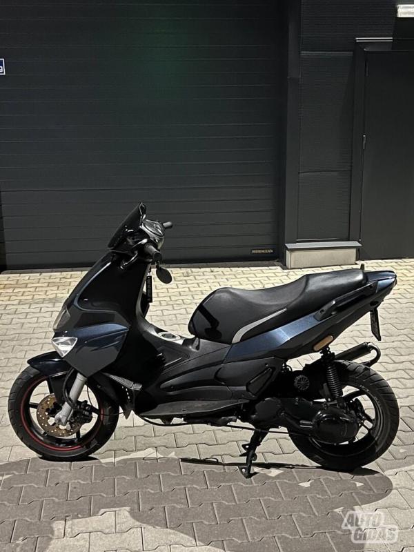 Gilera Runner 2016 Klaipėda, ar dzinēja tilpumu 0.05 L un nobraukumu 12 tūkst. km par 1600 €, foto 6 vietnē AUTOMOTO.COM.LV
