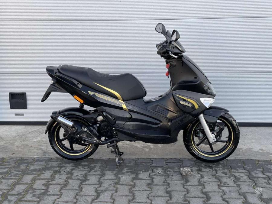 Gilera Runner 2017 в Вилкавишкис, объемом двигателя 49.00 л и пробегом 3 тыс. км за 1050 €, фото 3 на AUTOMOTO.COM.LV