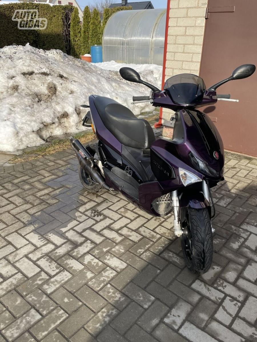 Violets Gilera Runner 2007 Viļņa, ar dzinēja tilpumu 0.05 L un nobraukumu 16 tūkst. km par 1555 €, foto 5 vietnē AUTOMOTO.COM.LV