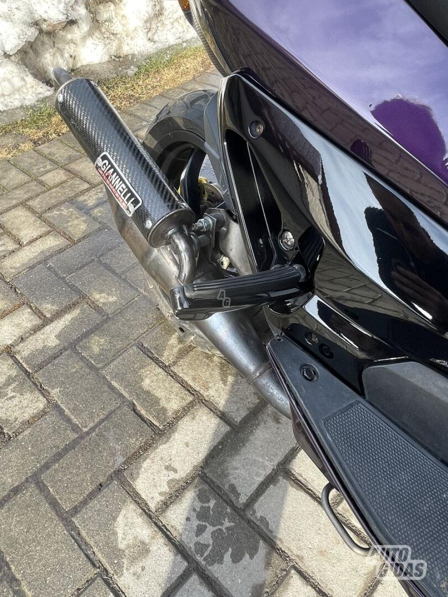 Violets Gilera Runner 2007 Viļņa, ar dzinēja tilpumu 0.05 L un nobraukumu 16 tūkst. km par 1555 €, foto 9 vietnē AUTOMOTO.COM.LV