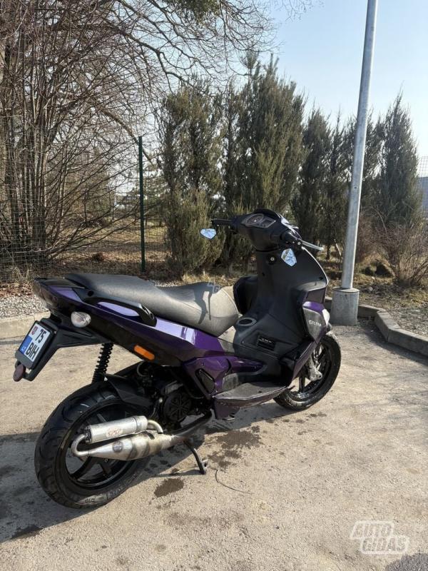 Фиолетовый Gilera Runner 2007 в Каунас, объемом двигателя 0.05 л и пробегом 7 тыс. км за 1250 €, фото 2 на AUTOMOTO.COM.LV