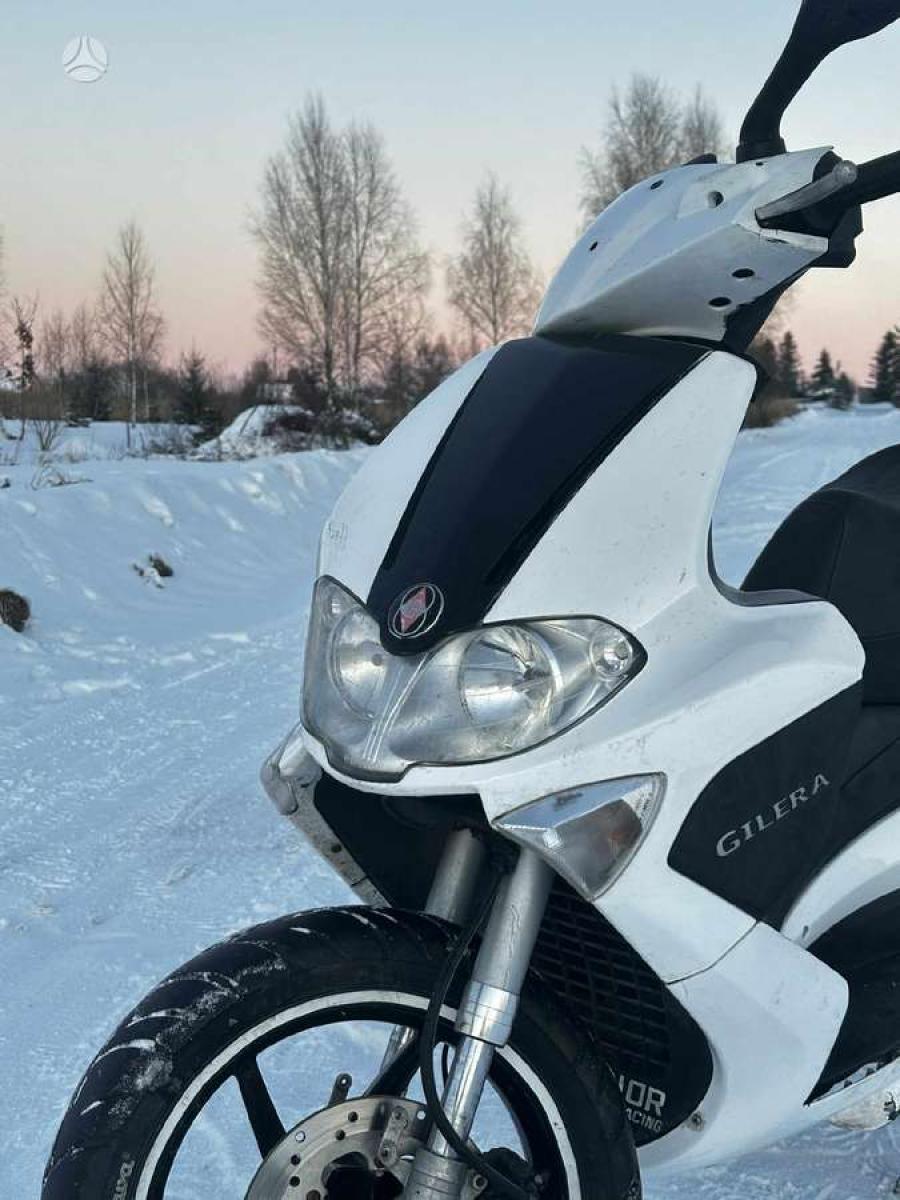 Balts Gilera Runner 2011 Birštonas, ar dzinēja tilpumu 70.00 L un nobraukumu 20 tūkst. km par 900 €, foto 6 vietnē AUTOMOTO.COM.LV