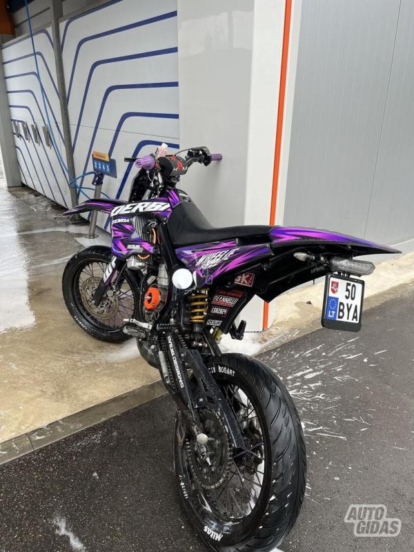 Melns Gilera SMT 2007 Alīta, ar dzinēja tilpumu 0.00 L un nobraukumu 0 tūkst. km par 2350 €, foto 2 vietnē AUTOMOTO.COM.LV