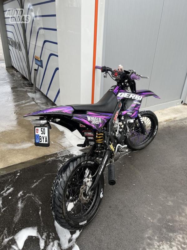 Melns Gilera SMT 2007 Alīta, ar dzinēja tilpumu 0.00 L un nobraukumu 0 tūkst. km par 2350 €, foto 4 vietnē AUTOMOTO.COM.LV