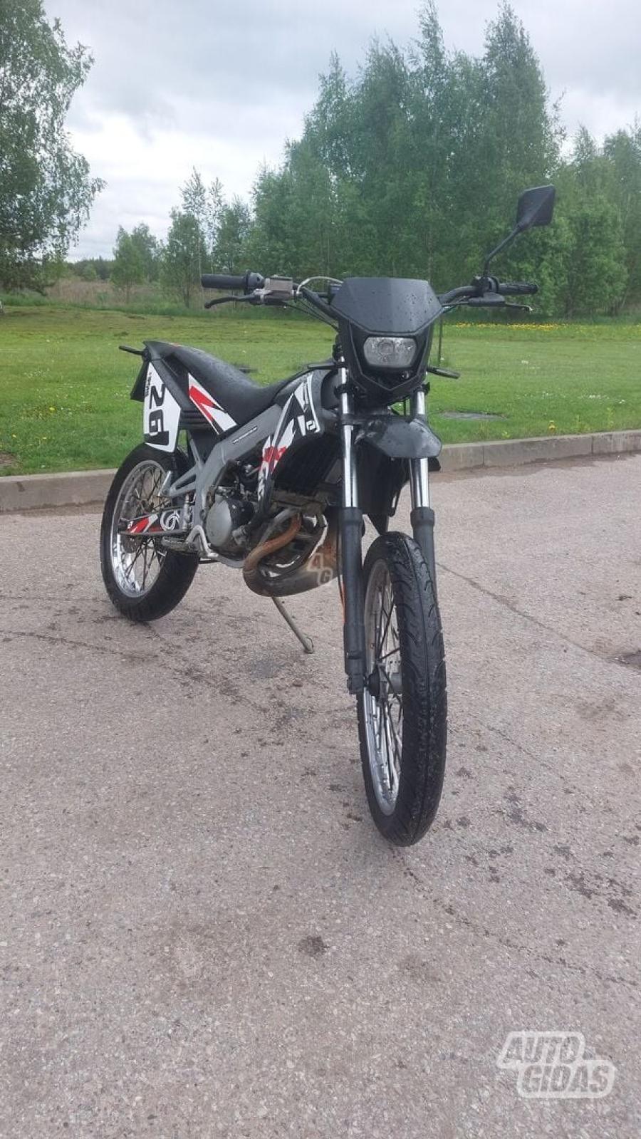 Черный Gilera SMT 2010 в Вильнюс, объемом двигателя 0.05 л и пробегом 23 тыс. км за 1500 €, фото 3 на AUTOMOTO.COM.LV
