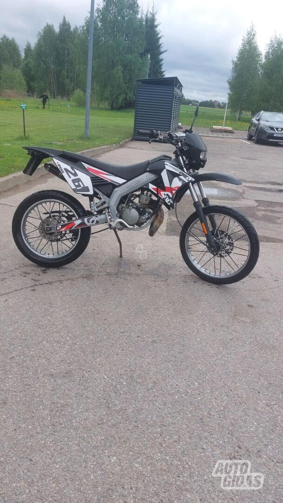 Черный Gilera SMT 2010 в Вильнюс, объемом двигателя 0.05 л и пробегом 23 тыс. км за 1500 €, фото 4 на AUTOMOTO.COM.LV