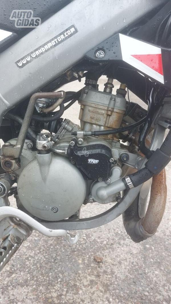 Black Gilera SMT 2010 in Vilnius, with an engine capacity of 0.05 L and mileage of 23 thousand km for 1500 €, photo 6 on AUTOMOTO.COM.LV