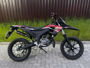 Melns Gilera SMT 2019 Vilkaviškis, ar dzinēja tilpumu 50.00 L un nobraukumu 17 tūkst. km par 1900 €, foto  vietnē AUTOMOTO.COM.LV