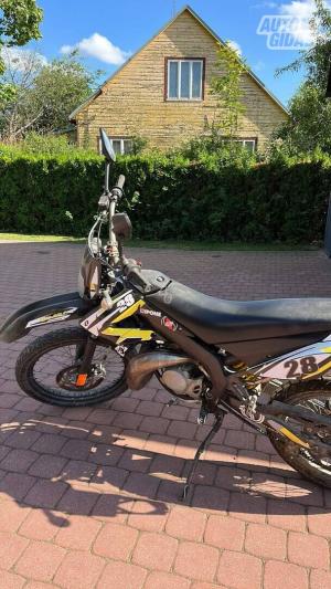 Gilera SMT 2012 Mažeikiai, ar dzinēja tilpumu 0.05 L un nobraukumu 0 tūkst. km par 1150 €, foto 5 vietnē AUTOMOTO.COM.LV