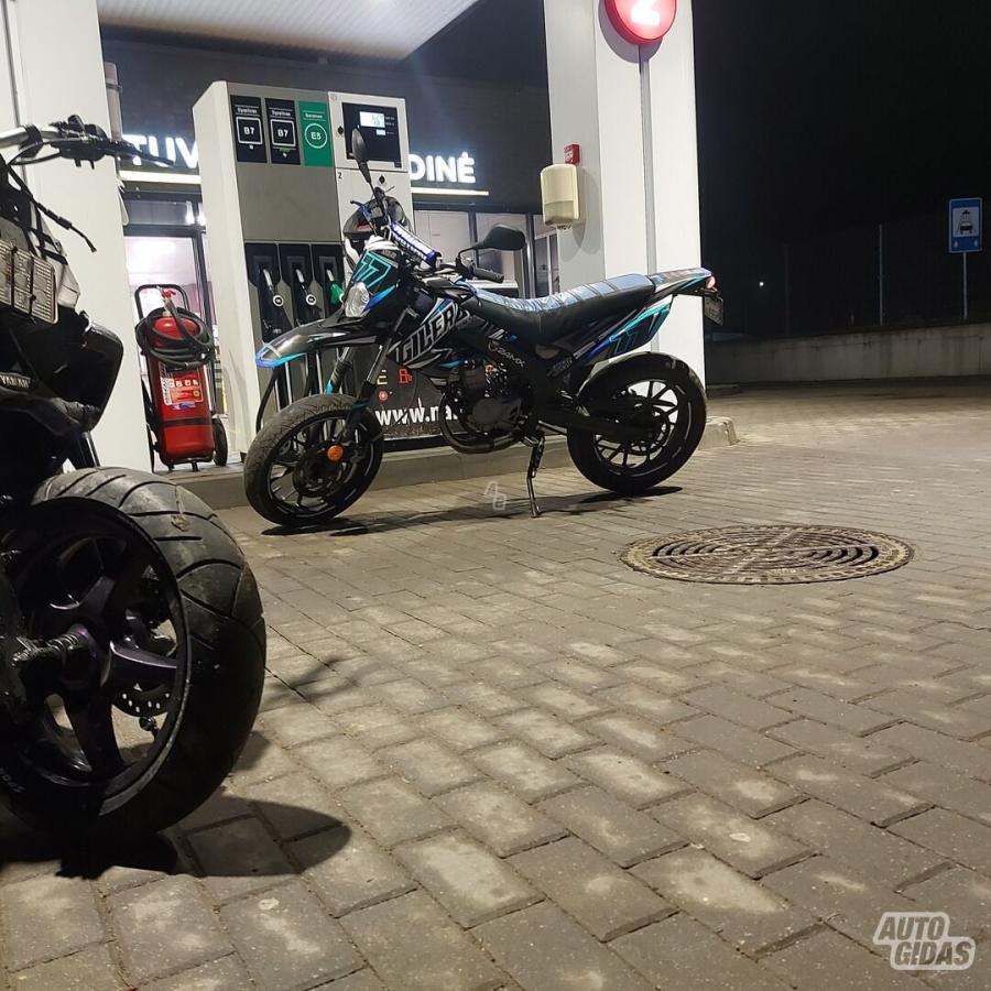 Gilera SMT 2014 in Raseiniai, with an engine capacity of 0.00 L and mileage of 0 thousand km for 1700 €, photo 4 on AUTOMOTO.COM.LV