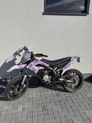 Gilera SMT 2014 Raseiniai, ar dzinēja tilpumu 50.00 L un nobraukumu 25 tūkst. km par 2350 €, foto  vietnē AUTOMOTO.COM.LV