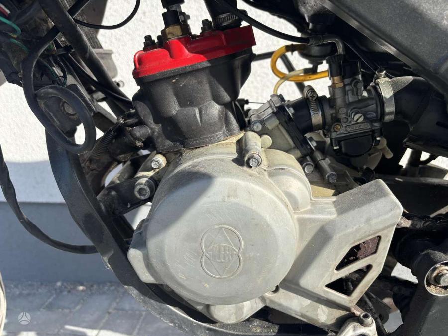 Gilera SMT 2014 Raseiniai, ar dzinēja tilpumu 50.00 L un nobraukumu 25 tūkst. km par 2350 €, foto 7 vietnē AUTOMOTO.COM.LV