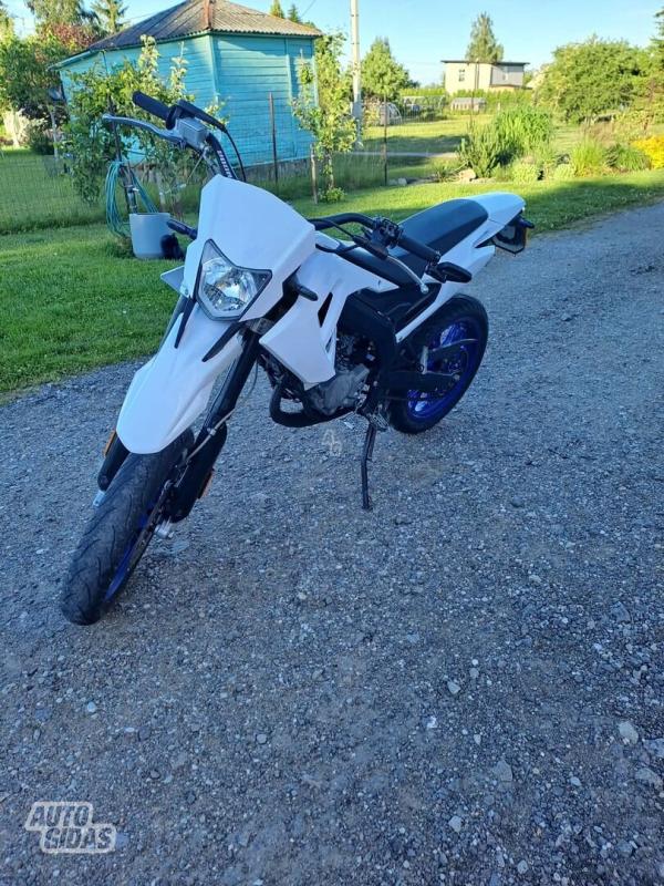 Белый Gilera SMT 2020 в Кельме, объемом двигателя 0.05 л и пробегом 10 тыс. км за 1800 €, фото 3 на AUTOMOTO.COM.LV