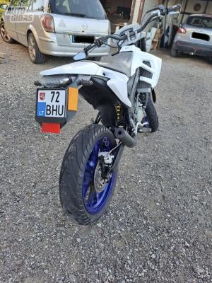 White Gilera SMT 2020 in Kelme, with an engine capacity of 0.05 L and mileage of 10 thousand km for 1800 €, photo 5 on AUTOMOTO.COM.LV
