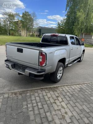 Grey GMC Canyon 2017 in Alytus, with an engine capacity of 3.60 L and mileage of 118 thousand km for 18555 €, photo 2 on AUTOMOTO.COM.LV