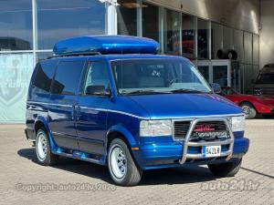 Blue GMC Safari 1995 in Tallinn, with an engine capacity of 4.30 L and mileage of 371 thousand km for 5900 €, photo 4 on AUTOMOTO.COM.LV