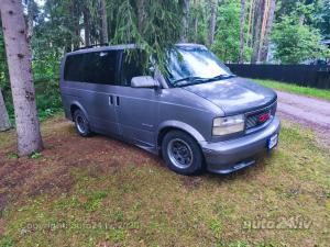 Pelēks GMC Safari 1996 Tallina, ar dzinēja tilpumu 4.30 L un nobraukumu 115 tūkst. km par 4000 €, foto  vietnē AUTOMOTO.COM.LV