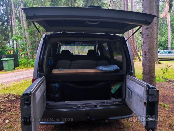 Pelēks GMC Safari 1996 Tallina, ar dzinēja tilpumu 4.30 L un nobraukumu 115 tūkst. km par 4000 €, foto 5 vietnē AUTOMOTO.COM.LV