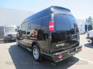 Melns GMC Savana 2016 Tallina, ar dzinēja tilpumu 6.00 L un nobraukumu 18 tūkst. km par 55700 €, foto 5 vietnē AUTOMOTO.COM.LV