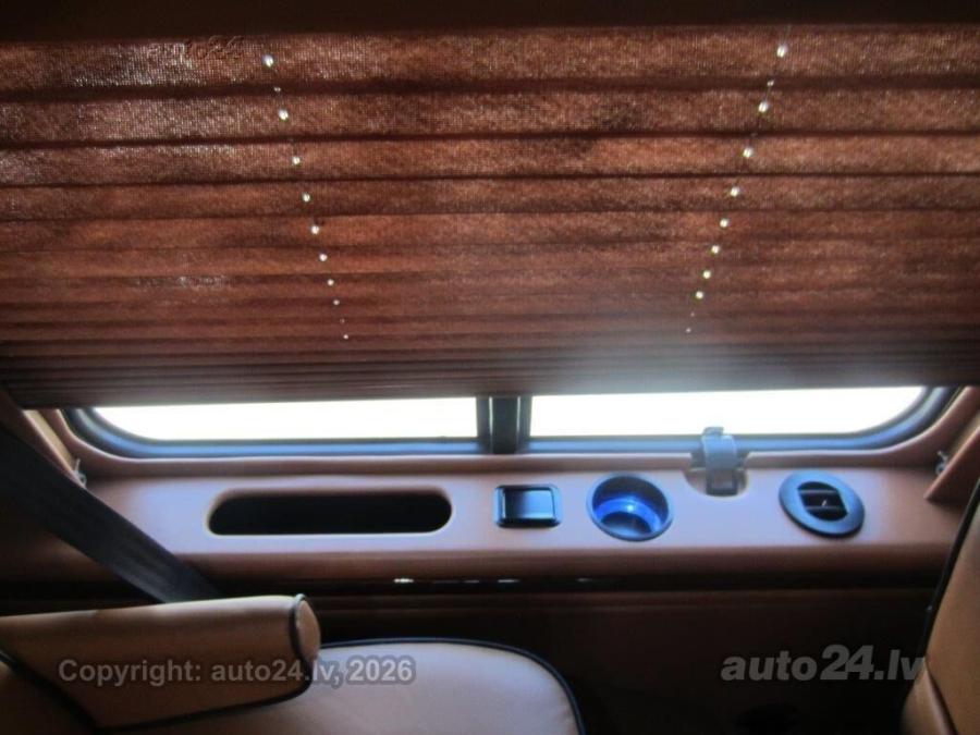 Melns GMC Savana 2016 Tallina, ar dzinēja tilpumu 6.00 L un nobraukumu 18 tūkst. km par 55700 €, foto 9 vietnē AUTOMOTO.COM.LV