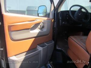 Melns GMC Savana 2016 Tallina, ar dzinēja tilpumu 6.00 L un nobraukumu 18 tūkst. km par 55700 €, foto 11 vietnē AUTOMOTO.COM.LV
