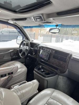 GMC Savana 2005 Panevēža, ar dzinēja tilpumu 5.30 L un nobraukumu 177 tūkst. km par 17500 €, foto 14 vietnē AUTOMOTO.COM.LV