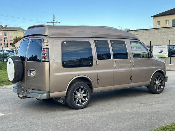 GMC Savana 1999 in Narva, with an engine capacity of 5.70 L and mileage of 188 thousand km for 5799 €, photo 7 on AUTOMOTO.COM.LV