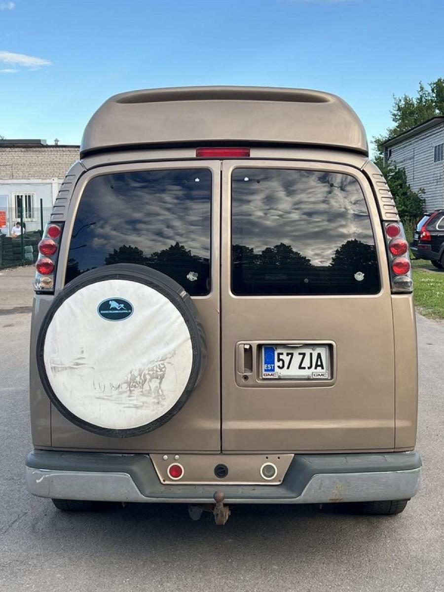 GMC Savana 1999 in Narva, with an engine capacity of 5.70 L and mileage of 188 thousand km for 5799 €, photo 22 on AUTOMOTO.COM.LV