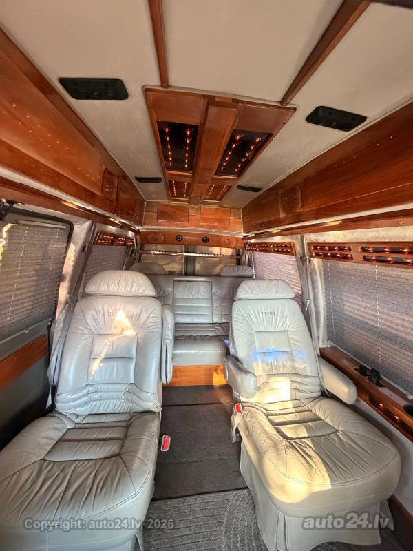 Balts GMC Savana 1997 Tallina, ar dzinēja tilpumu 5.70 L un nobraukumu 60 tūkst. km par 14999 €, foto 5 vietnē AUTOMOTO.COM.LV