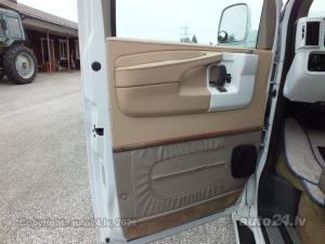 White GMC Savana 2007 in Otepaa, with an engine capacity of 5.30 L and mileage of 149 thousand km for 21800 €, photo 12 on AUTOMOTO.COM.LV