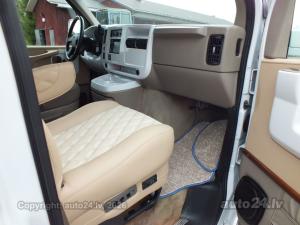 White GMC Savana 2007 in Otepaa, with an engine capacity of 5.30 L and mileage of 149 thousand km for 21800 €, photo 13 on AUTOMOTO.COM.LV