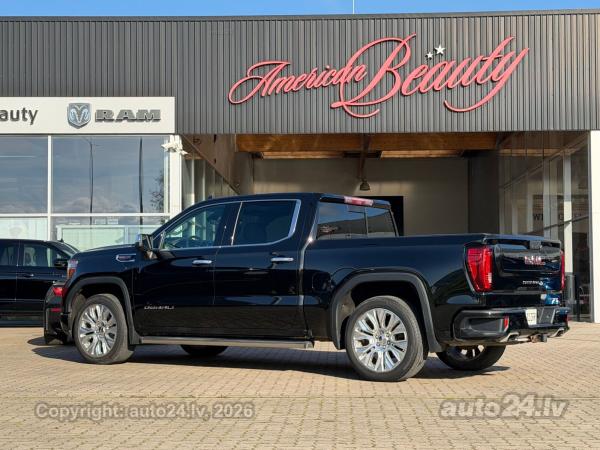 Black GMC Sierra 2020 in Tallinn, with an engine capacity of 6.20 L and mileage of 99 thousand km for 55900 €, photo 6 on AUTOMOTO.COM.LV