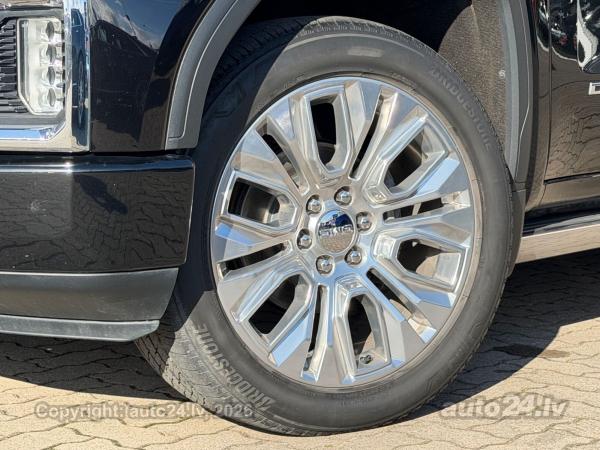 Black GMC Sierra 2020 in Tallinn, with an engine capacity of 6.20 L and mileage of 99 thousand km for 55900 €, photo 9 on AUTOMOTO.COM.LV