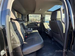Black GMC Sierra 2020 in Tallinn, with an engine capacity of 6.20 L and mileage of 99 thousand km for 55900 €, photo 18 on AUTOMOTO.COM.LV