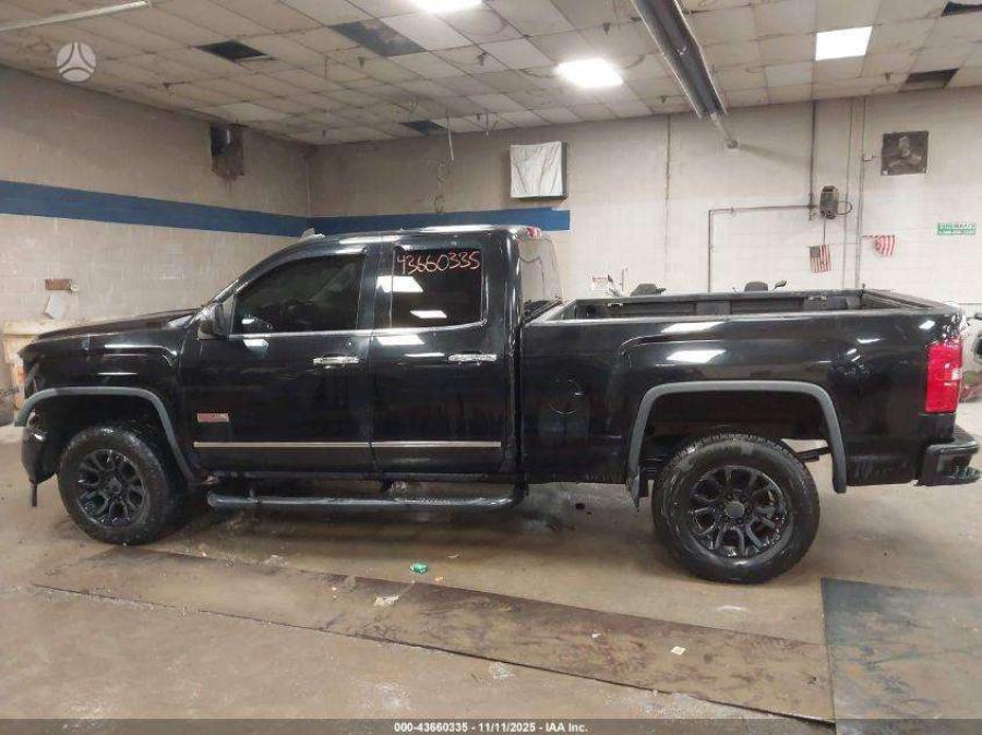Melns GMC Sierra 2015 Klaipėda, ar dzinēja tilpumu 5.30 L un nobraukumu 172 tūkst. km par 13310 €, foto 12 vietnē AUTOMOTO.COM.LV