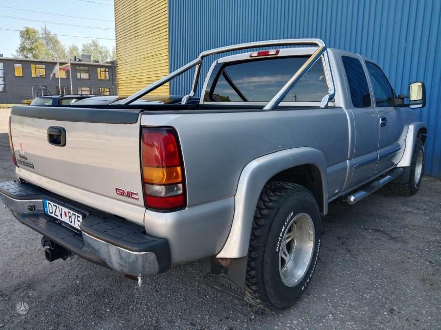 Brūns GMC Sierra 2007 Viļņa, ar dzinēja tilpumu 5.30 L un nobraukumu 101 tūkst. km par 14000 €, foto 9 vietnē AUTOMOTO.COM.LV