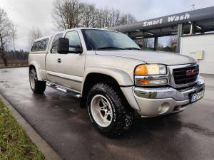 Brūns GMC Sierra 2007 Viļņa, ar dzinēja tilpumu 5.30 L un nobraukumu 101 tūkst. km par 14000 €, foto 17 vietnē AUTOMOTO.COM.LV