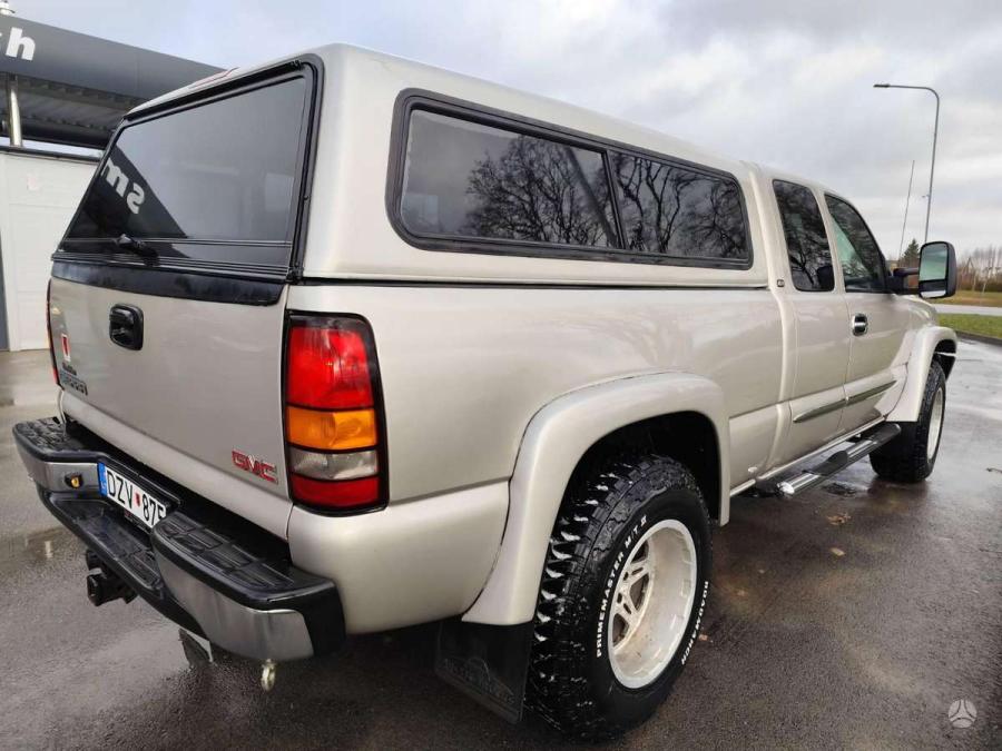 Brūns GMC Sierra 2007 Viļņa, ar dzinēja tilpumu 5.30 L un nobraukumu 101 tūkst. km par 14000 €, foto 21 vietnē AUTOMOTO.COM.LV
