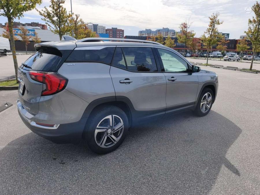 Pelēks GMC Terrain 2019 Klaipėda, ar dzinēja tilpumu 1.60 L un nobraukumu 213 tūkst. km par 14800 €, foto 4 vietnē AUTOMOTO.COM.LV